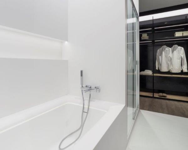 K-Life- rivestimento realizzato con la tecnologia KRION ECO-ACTIVE SOLID TECHNOLOGY (KEAST ...