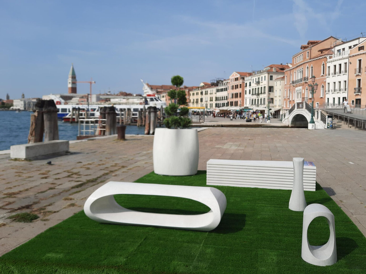 Info dalle aziende - Bagattini alla Venice Design Week con la linea ...