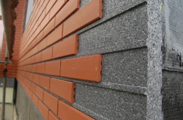 Neopor® by BASF - Isolamento termico con grafite